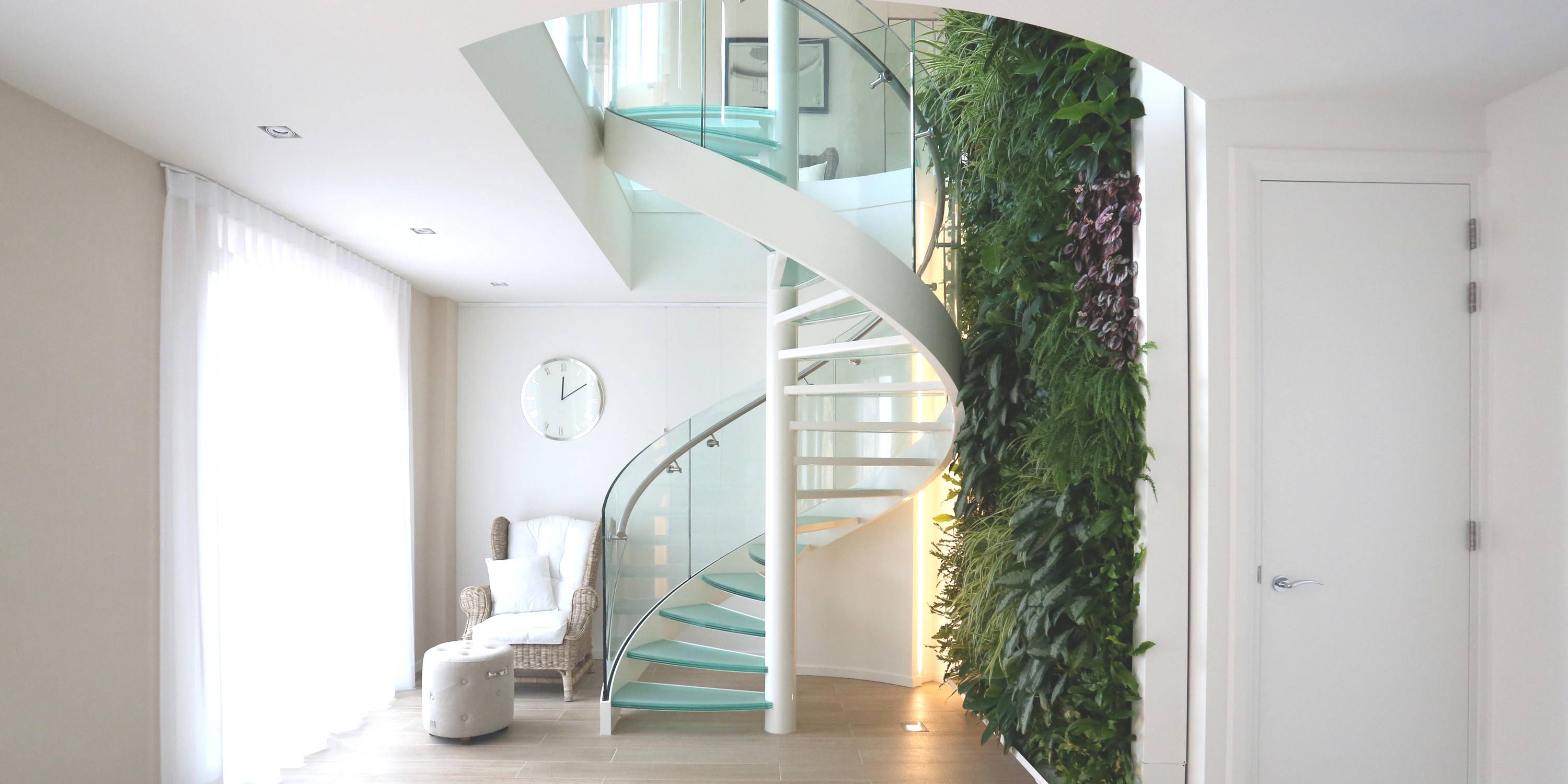 Draaitrap plaatsen - Bereik tot 3025 trappenmakers voor de beste offerte